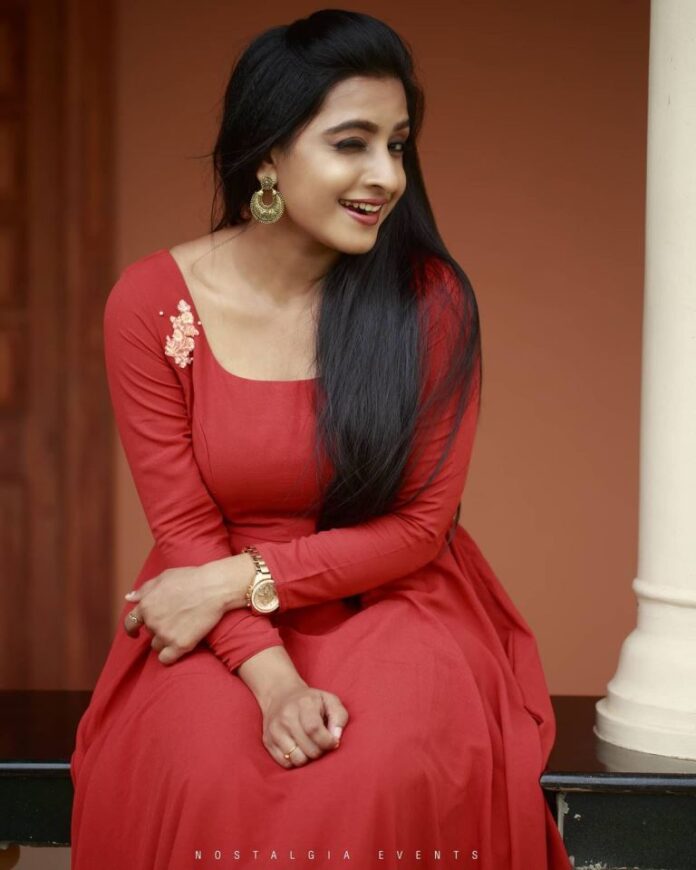 Alphy Panjikaran instagram, age, hd photos, movies, actress , wikipedia ...