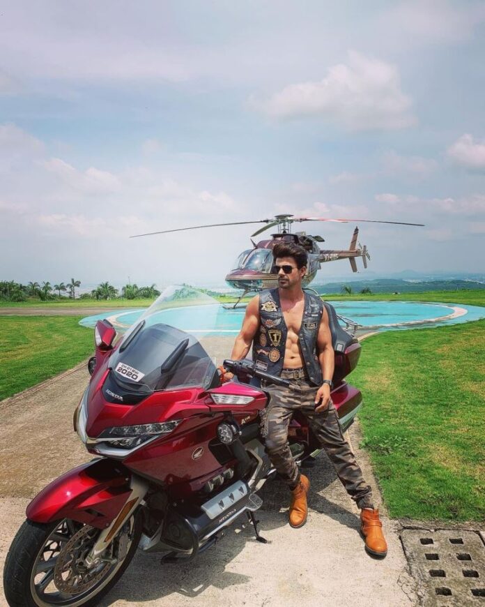 Ankit Mohan Age,Wife, Birthday, Brother, Daughter, Girlfriend, family ...