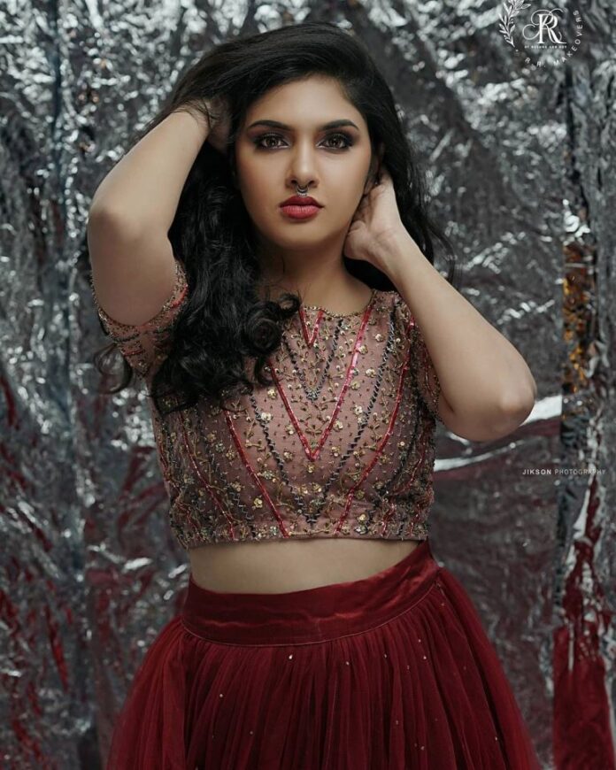 Gayathri Suresh (Actress) Height, Weight, Age, Wiki, Family, Birthday ...