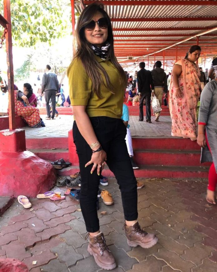 Kirti Patel Biography, Age, Wiki, Husband, Number, Family, photos, माता ...