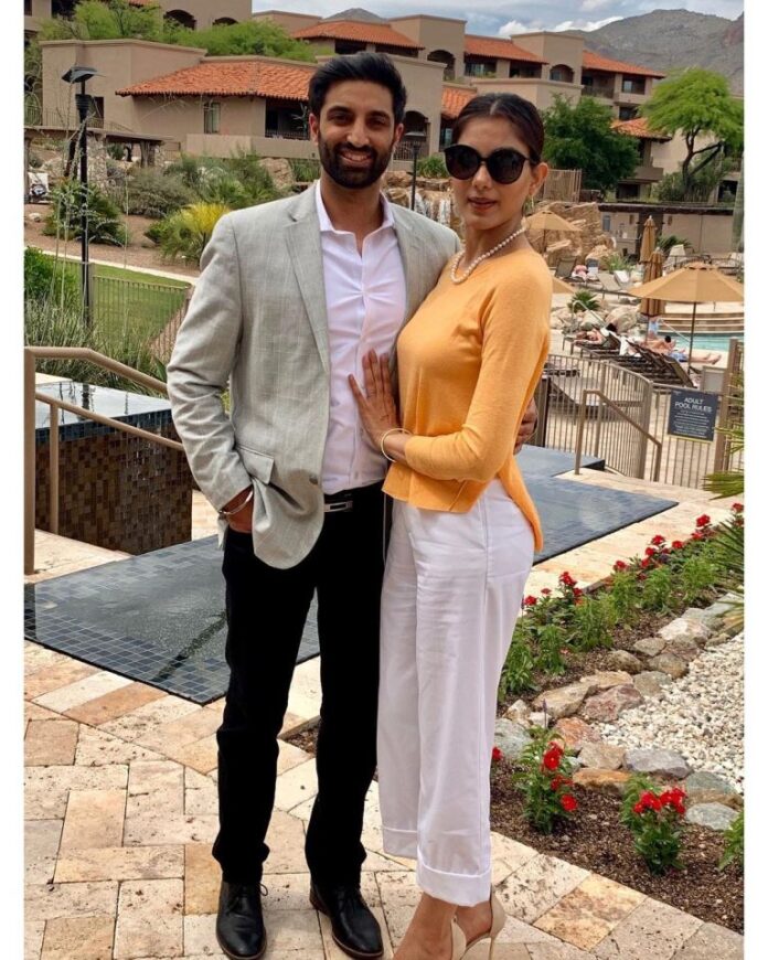 Monica Gill (Actress) Age, Height, Husband Name, Family, Photos, Hd ...