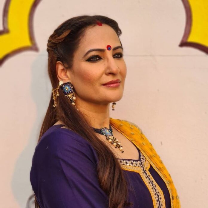 Rakshanda Khan (Actress) Height, Weight, Age, Boyfriend, Husband ...