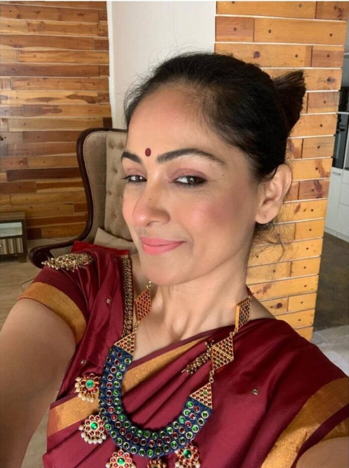 Simran Bagga Age, Husband, WIki, Hight, Date Of Birth, Family ...