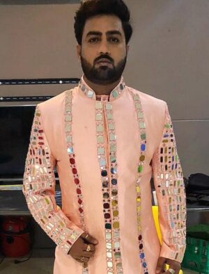 Umesh Barot wife, Age, brother, birth place, family, history, image ...