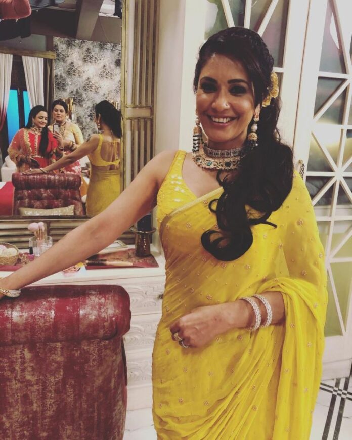 Aparna Kumar (Actress) Age, Husband, जन्म तारीख (Date of Birth}, Wiki, Family, Photos, Biography ...