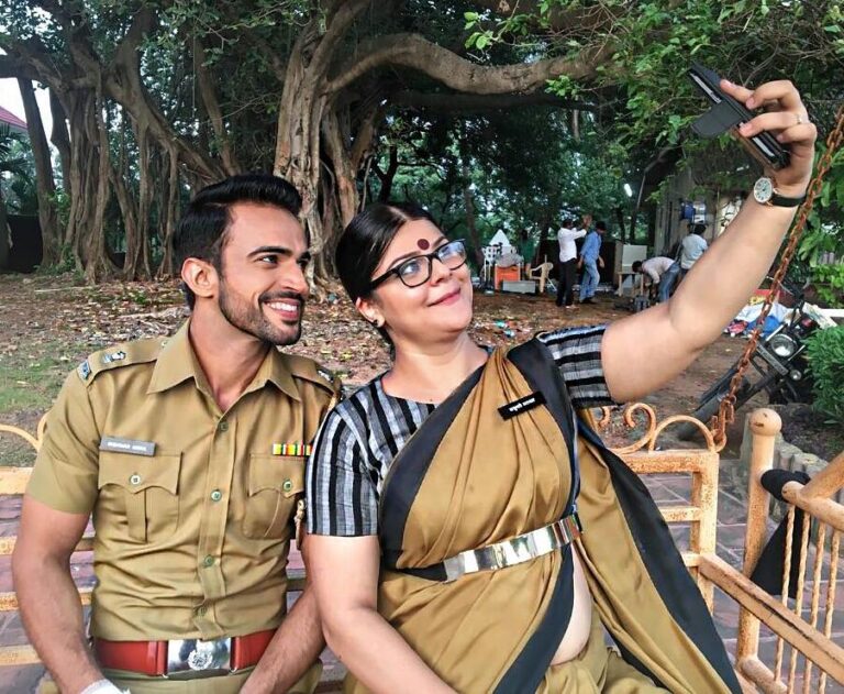 Rohit Choudhary Wife, Age, Wife, Birthday, Daughter, Net Worth, Wiki ...