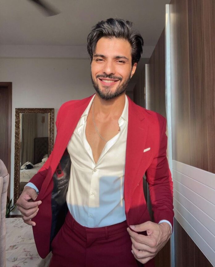 Vin Rana Wife, Age, Birthday, Net Worth, Height, Daughter, Family ...